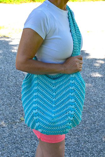 Ravelry: The Carryall Tote Bag pattern by Maggie Haskell