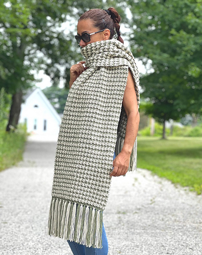 Ravelry: The Checkerboard Super Scarf pattern by Maggie Haskell