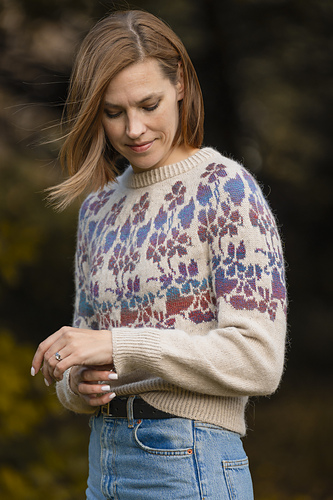Ravelry: Sweet Violet Sweater pattern by Zanete Knits