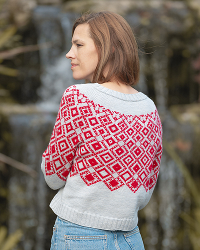 Ravelry: Diamond Groove Sweater pattern by Zanete Knits