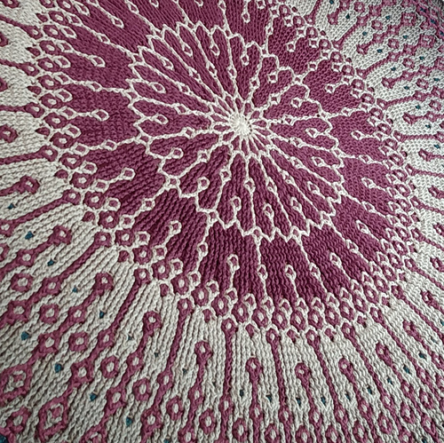 Ravelry: ASTEROID BELT Mandala pattern by Vio Vieux