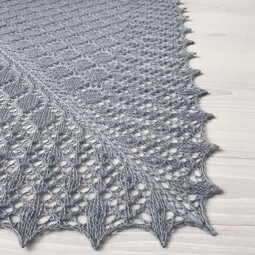 Ravelry: Northern Girl Shawl pattern by Klara Zhulamanova