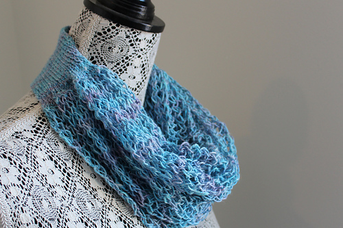 Ravelry: Divine Drape Cowl pattern by Gretchen Tracy