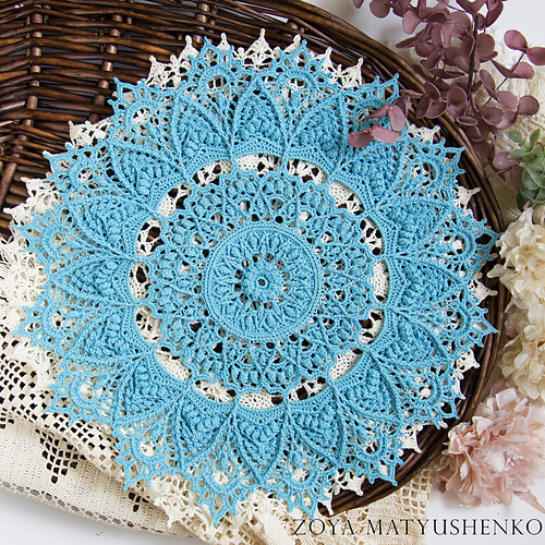 Ravelry: Arwen pattern by Zoya Matyushenko